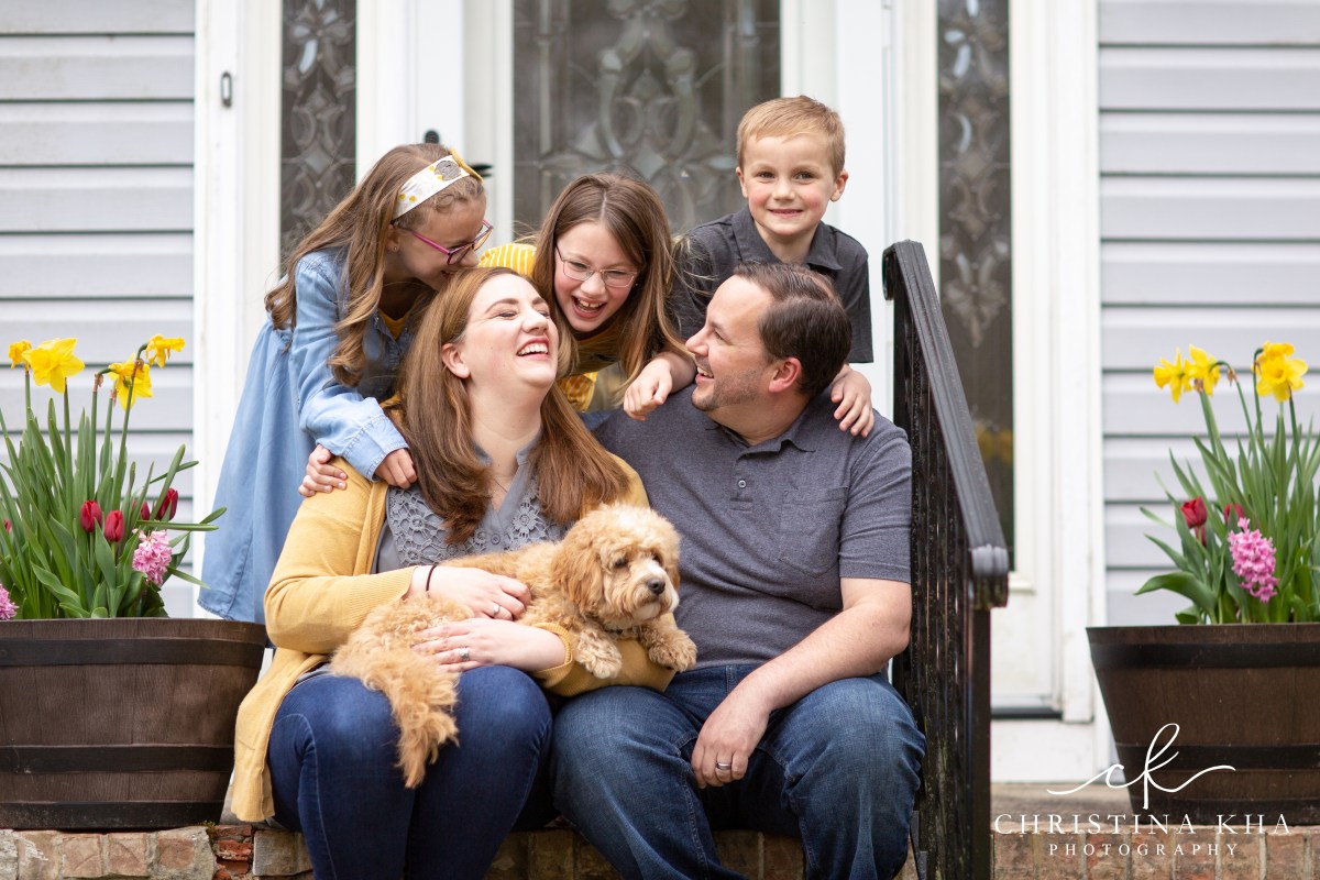 Benson Family Front Porch Session – Christina Kha Photography